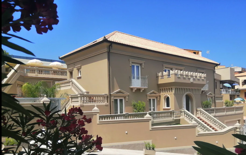 Sui Generis - CST Tropea